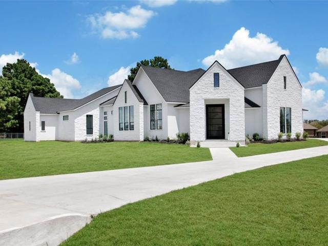 19006 Grandview Ct, Montgomery, TX 77356