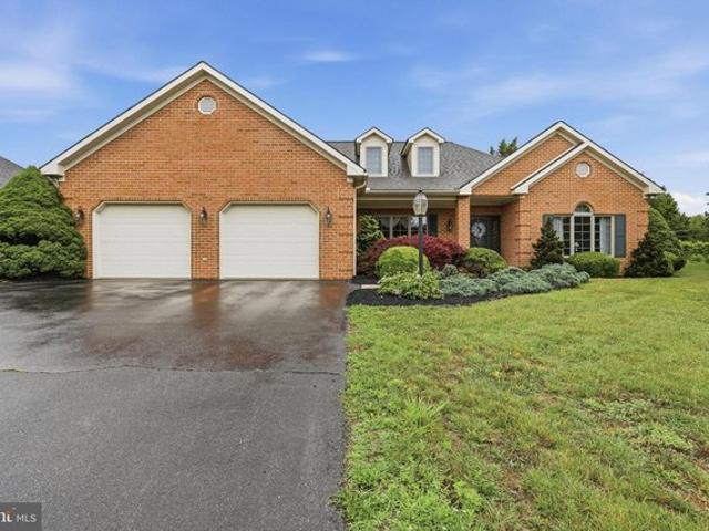 19009 Rock Maple Dr, Hagerstown, MD 21742