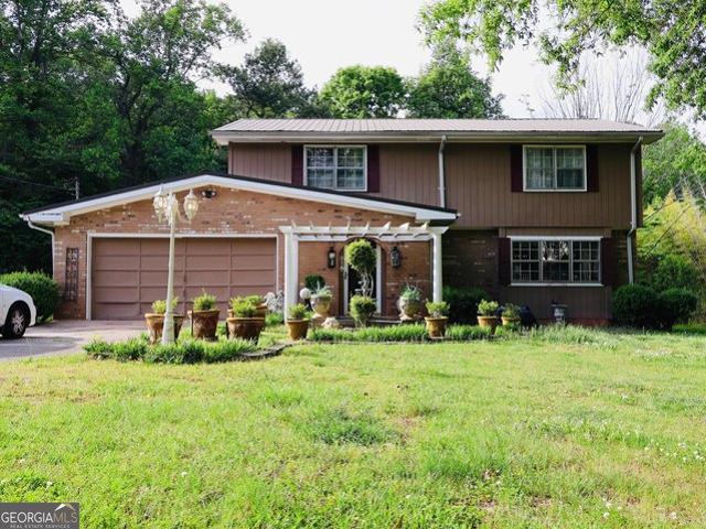 1900 Mountain Brook Dr, Dalton, GA 30720