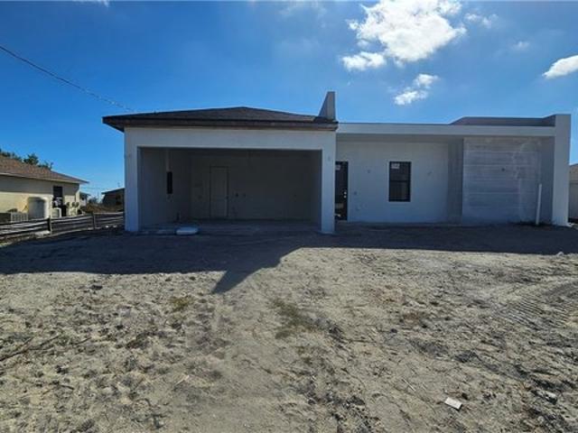 1900 NW 18th St, Cape Coral, FL 33993