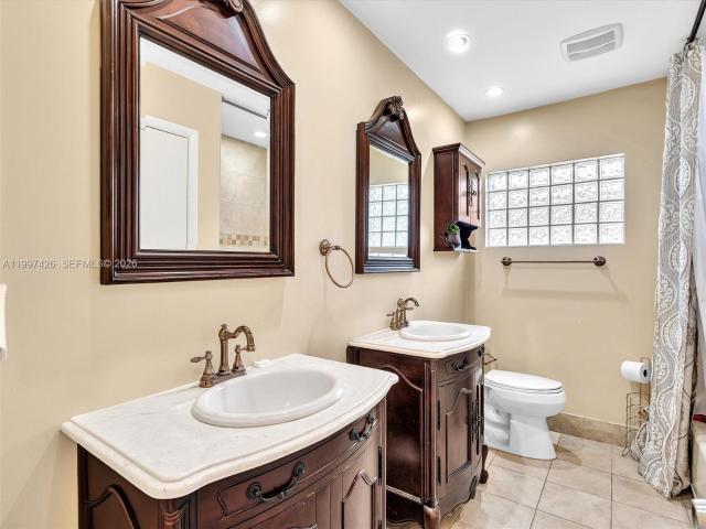 1900 NW 95th Ave, Pembroke Pines, FL 33024 | MLS #A11997