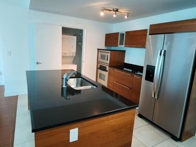 1900 N Bayshore Dr Apt 3717, Miami, FL 33132