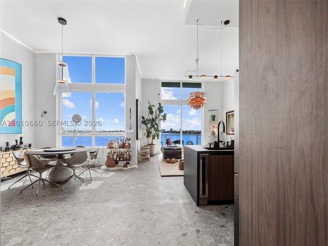 1900 N Bayshore Dr Apt 903, Miami, FL 33132