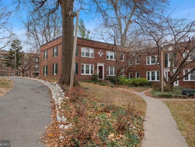 1900 N Rhodes St #69 Arlington, VA 22201