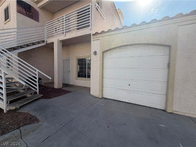 1900 N Torrey Pines Drive 105