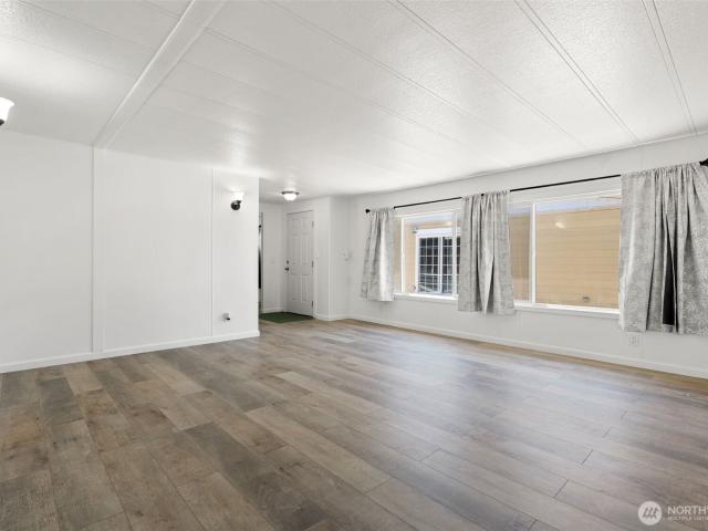 1900 Broadway Avenue # 11