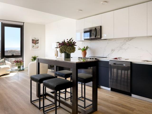 1900 Broadway 2 Bedroom Apartment for Rent at 1950 Broadway, Oakland, CA 94612 Downtown Oakland