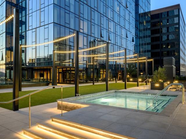 1900 Broadway 4 Bedroom Apartment for Rent at 1950 Broadway, Oakland, CA 94612 Downtown Oakland