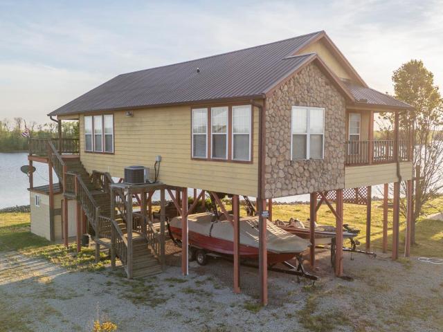 1900 catfish ln