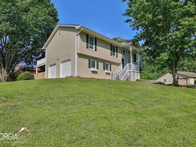 1900 Clinton Pl, Lawrenceville, GA 30043