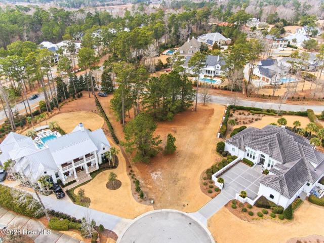 1900 Cliffmore Place