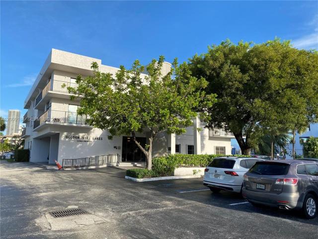 1900 Diana Dr, Unit 3D, Hallandale Beach, FL 33009 | MLS #A12000