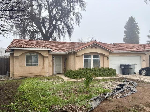 1900 E College Ave, Visalia, CA 93292 | MLS #642605