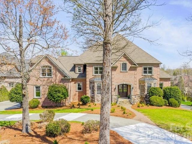 1900 Funny Cide Dr, Waxhaw, NC 28173