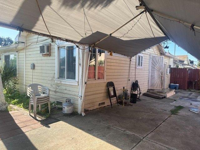 1900 Kenneth St, Modesto, CA 95351