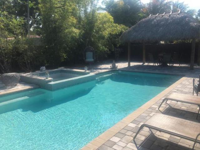 1900 Keystone Blvd, North Miami, FL 33181