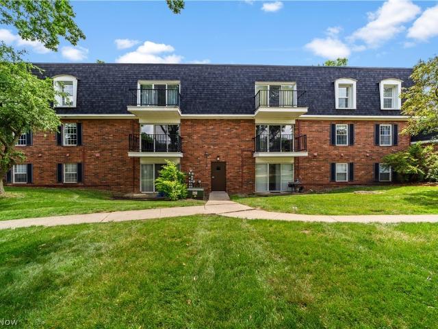 1900 King James Parkway 303