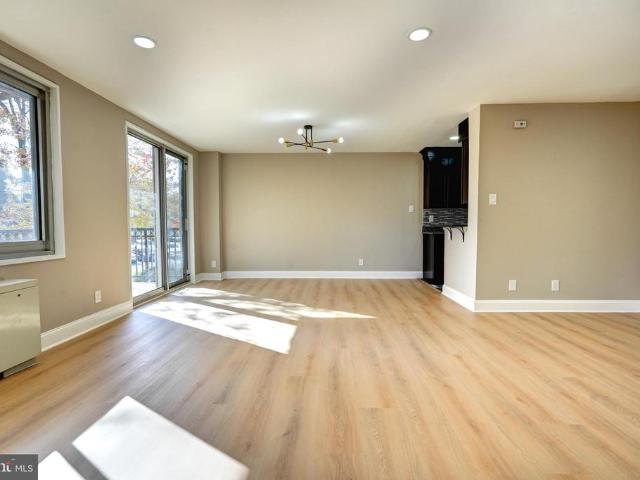 1900 Lyttonsville Road # 211