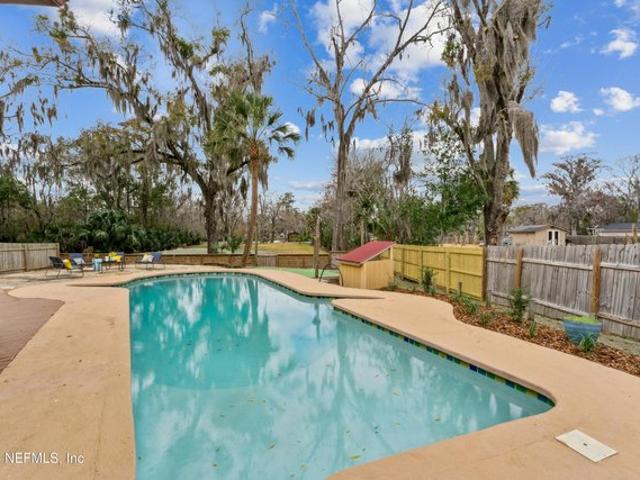 1900 Lake Shore Blvd, Jacksonville, FL 32210