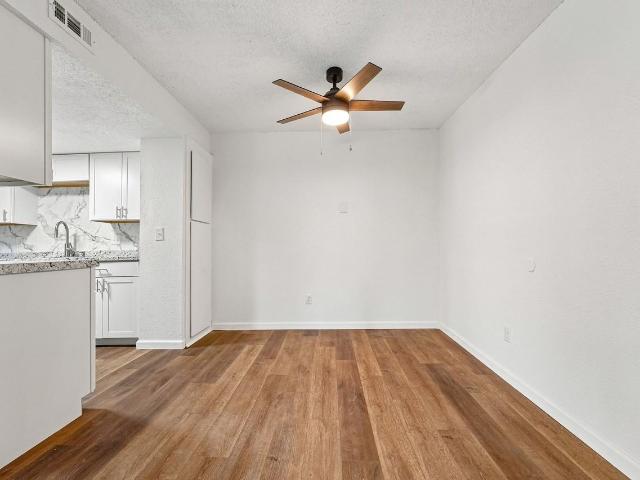 1900 Parkside Apartments 1 Bedroom Apartment for Rent at 1900 N Rockwell Ave, Bethany, OK 73008