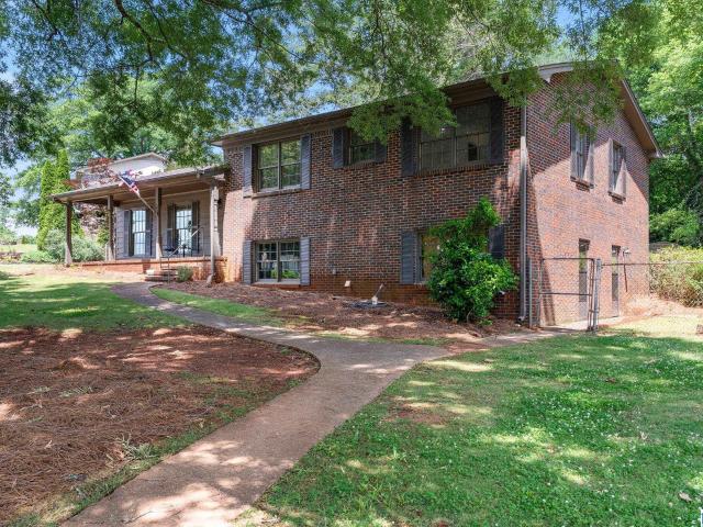 1900 Post Oak Road