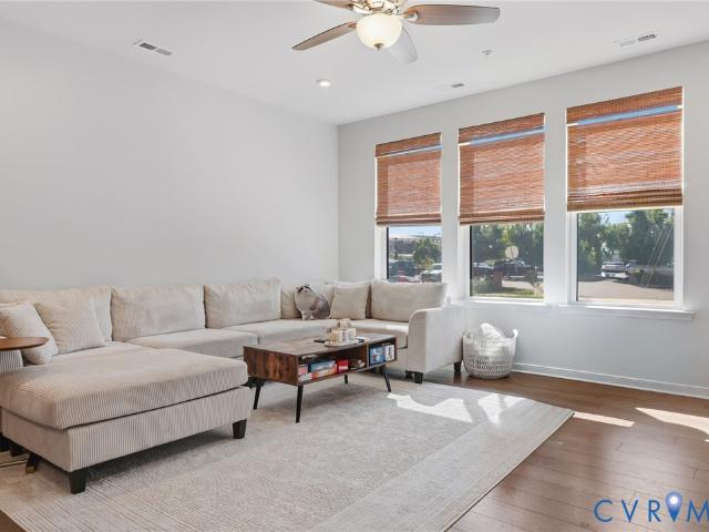 1900 Roseneath Road 4B