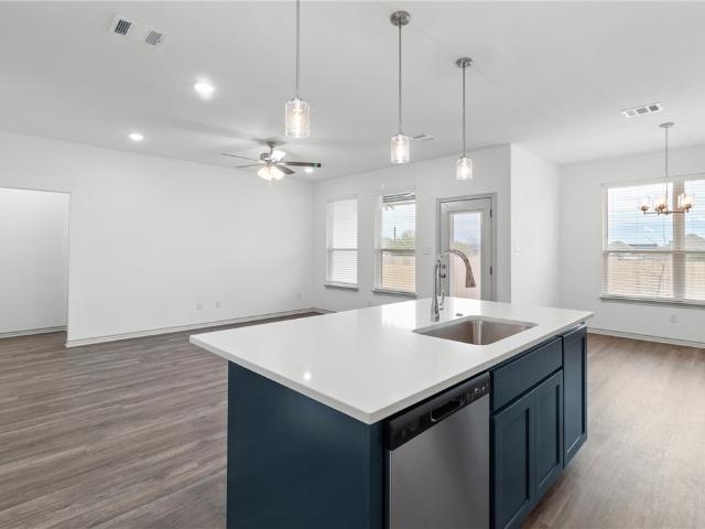 1900 Stubbs Drive