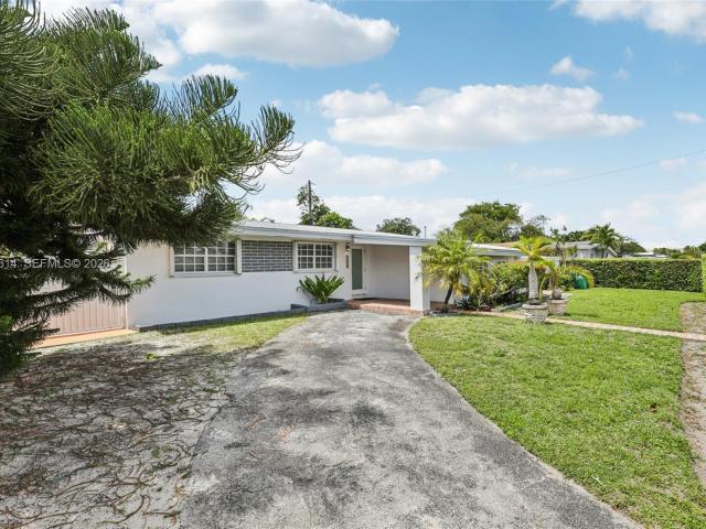 1900 SW 87th Ct, Miami, FL 33165 | MLS #A12000 | Compass