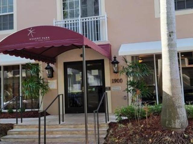 1900 Van Buren St #110B, Hollywood, FL 33020