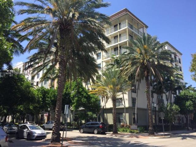 1900 Van Buren St #112B Hollywood, FL 33020