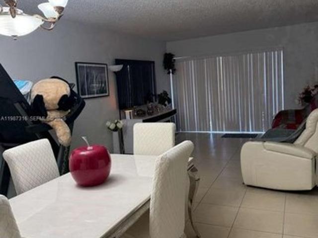 1900 W 68th St Apt A205, Hialeah, FL 33014