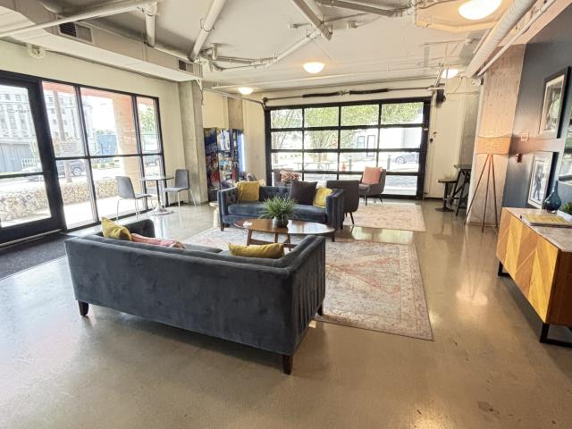 1900 12th Ave S # 307