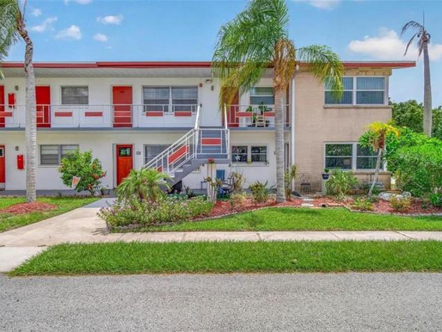 1900 58th Ave N Apt 14, Saint Petersburg, FL 33714