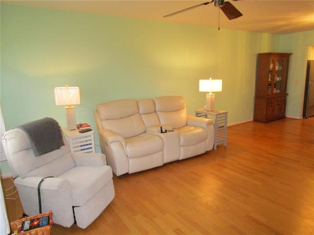 1900 59th Ave N, Unit 212, St. Petersburg, FL 33714 | MLS #TB8342