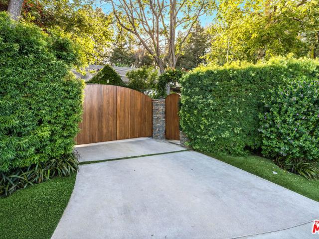 19012 Dorlon Drive