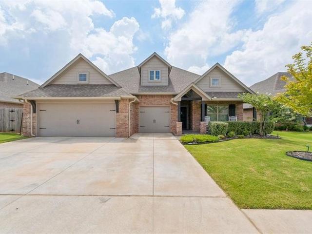 19012 Grove Pkwy, Edmond, OK 73012