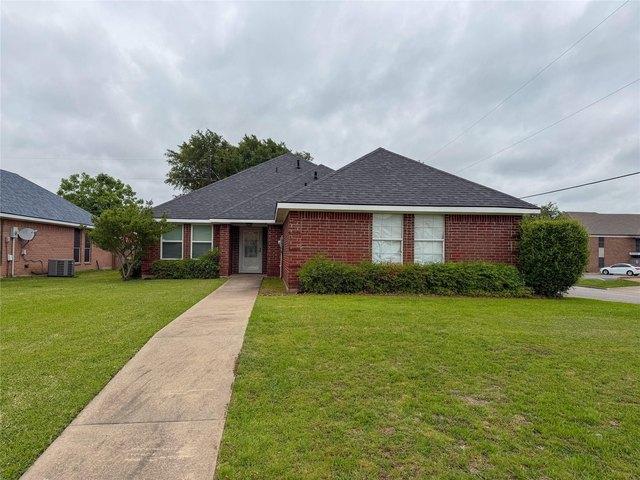 1901 Monte Cristo Way, Sherman, TX 75092