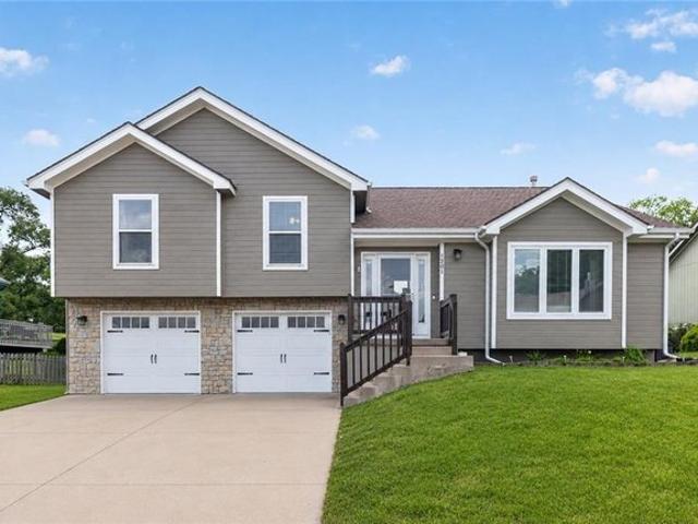 1901 NW 79th St, Kansas City, MO 64151