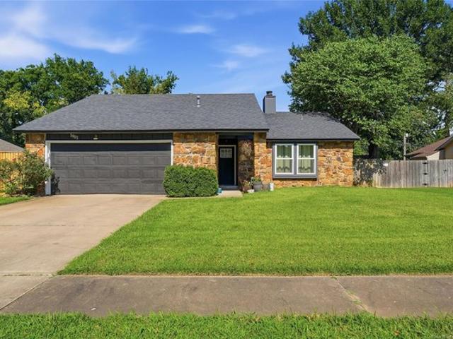 1901 N 22nd St, Broken Arrow, OK 74012