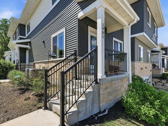1901 N Windsor Ave, Cottage Grove, WI 53527