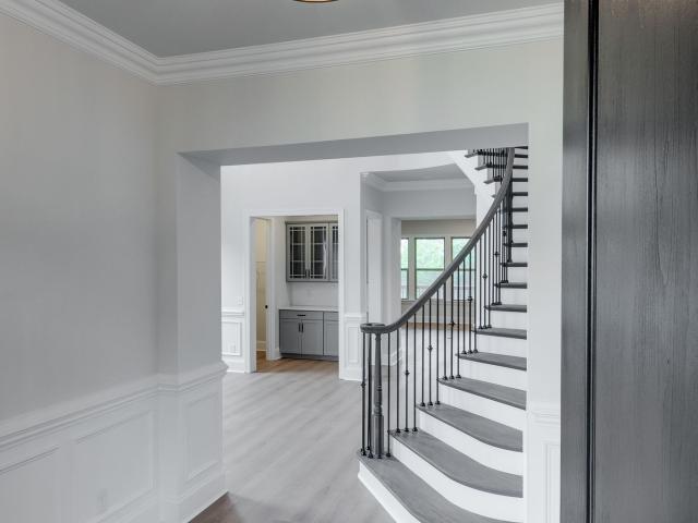 1901 New Bristol Ln