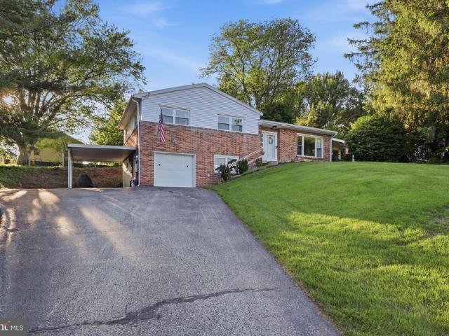 1901 Oakley Drive