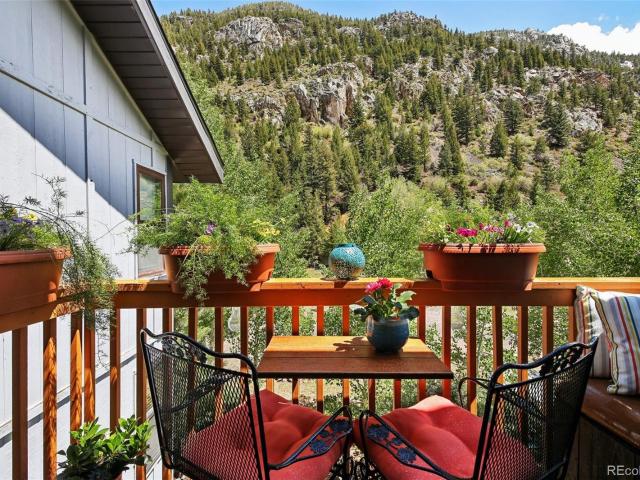 1901 Clear Creek Drive # F304