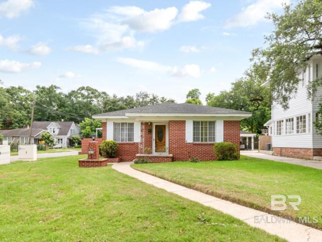 1901 Dauphin Street