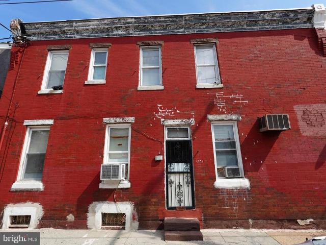 1901 E Monmouth Street