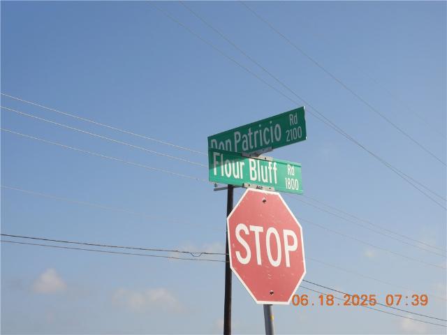 1901 Flour Bluff Dr