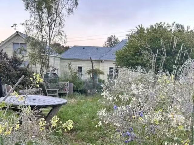 1901 GLENDALE DRIVE, BLUE LAKE, CA 95525 Single Family Residen.
