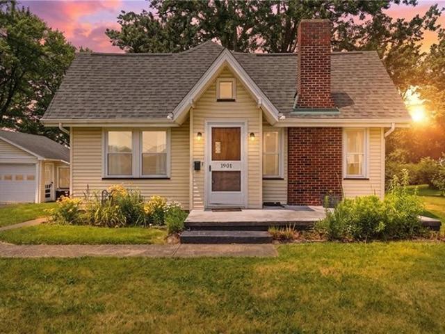 1901 Line Rd, New Castle, PA 16105