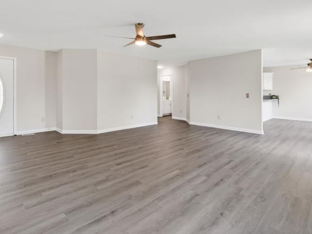 1901 Paran Rd