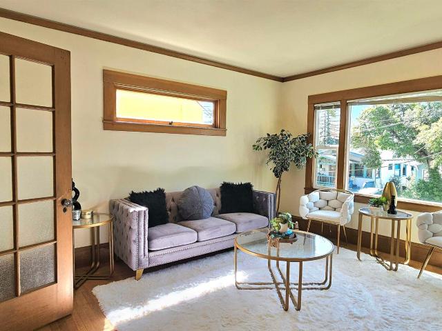 1901 Parker St 3